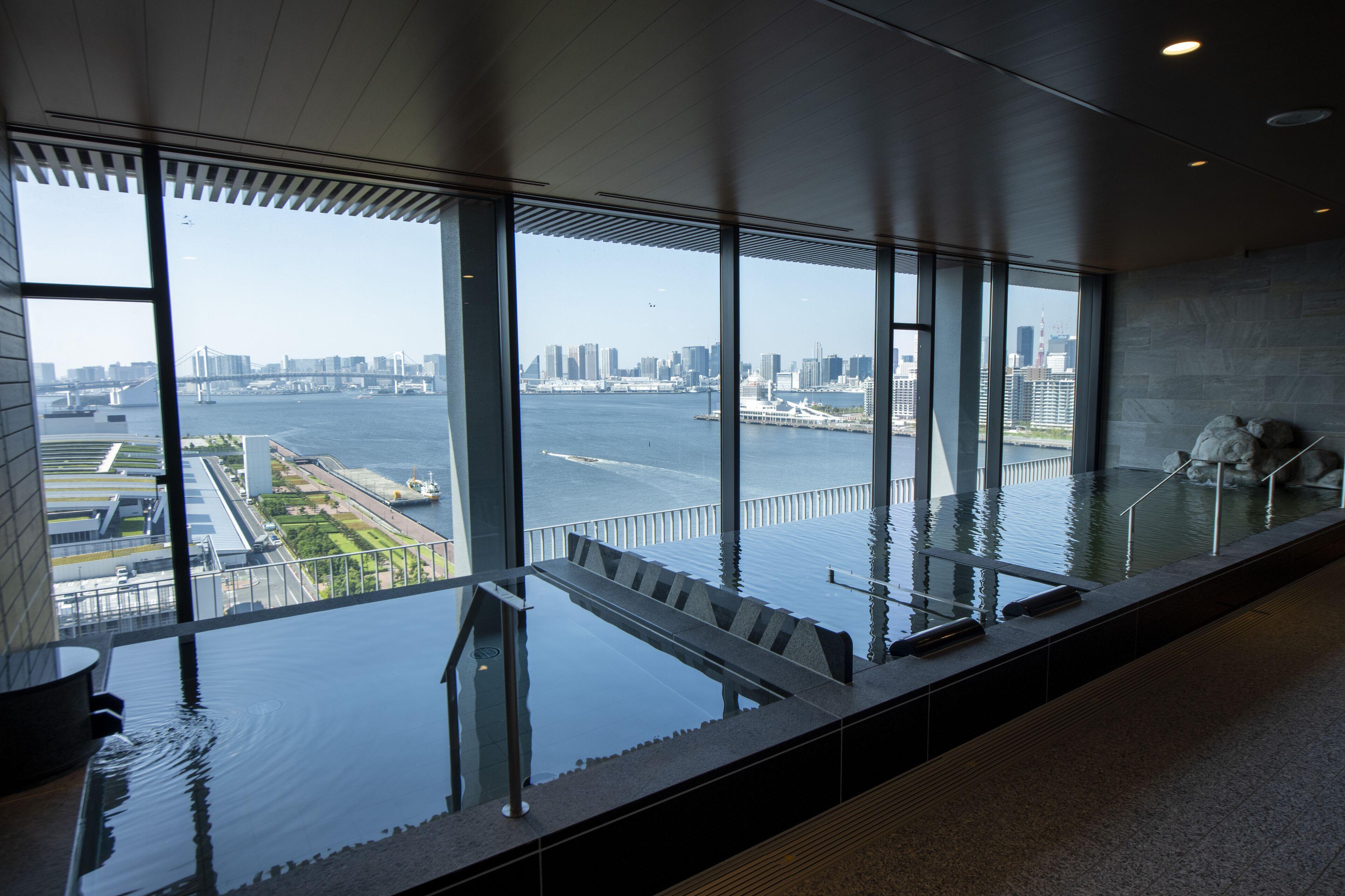 LA VISTA TOKYO BAY HOTEL | 4-STAR ACCOMMODATION WITH SEA VIEW